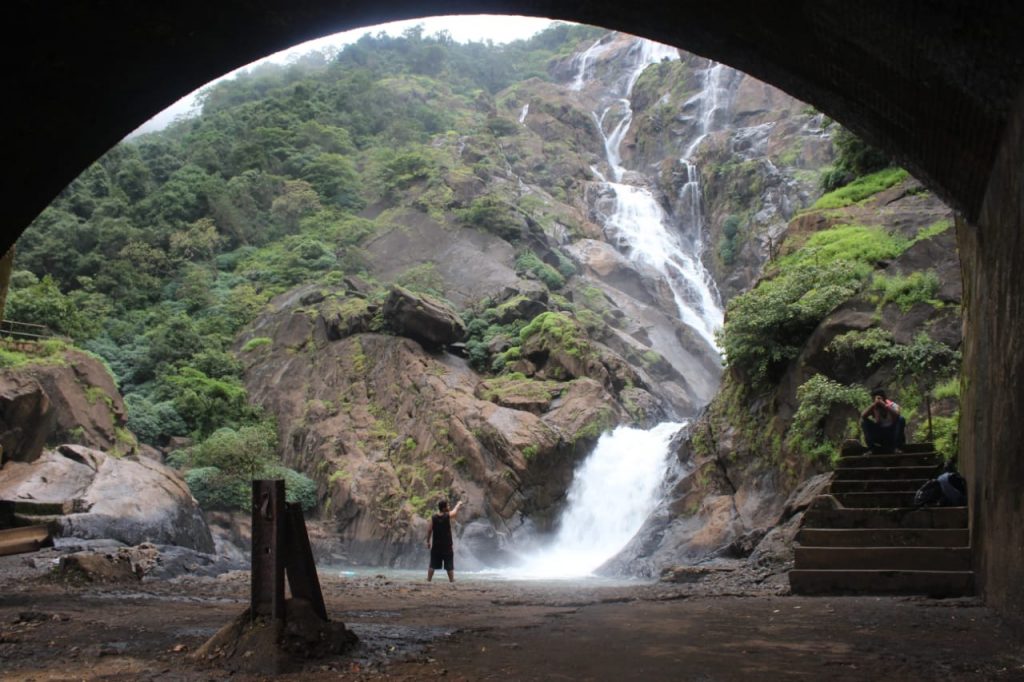 Dudhsagar Waterfalls – Everything you need to know | ADVENTURESOME
